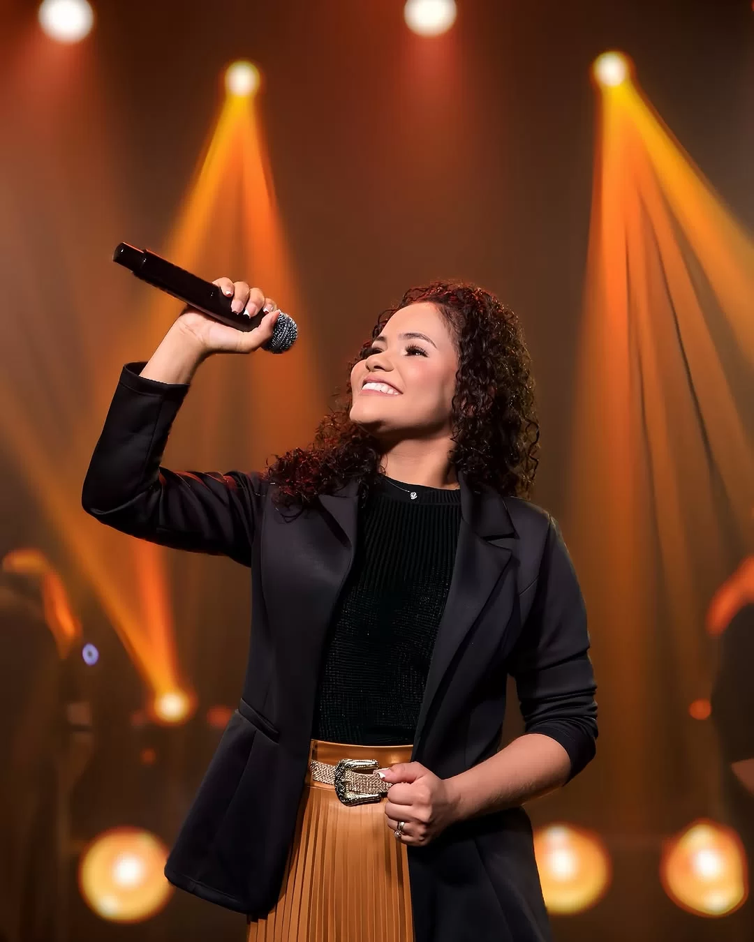 Simone Machado lança o single "Vencedor" e emociona público em Lagoa da ...